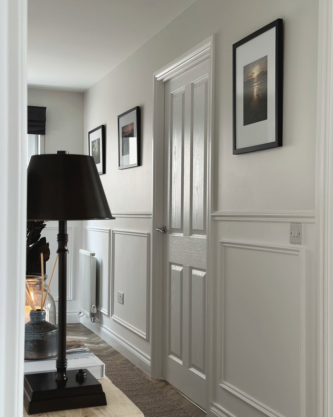 25 Upstairs Hallway Ideas 2025 That Turn Blank Landings Into Stylish ...