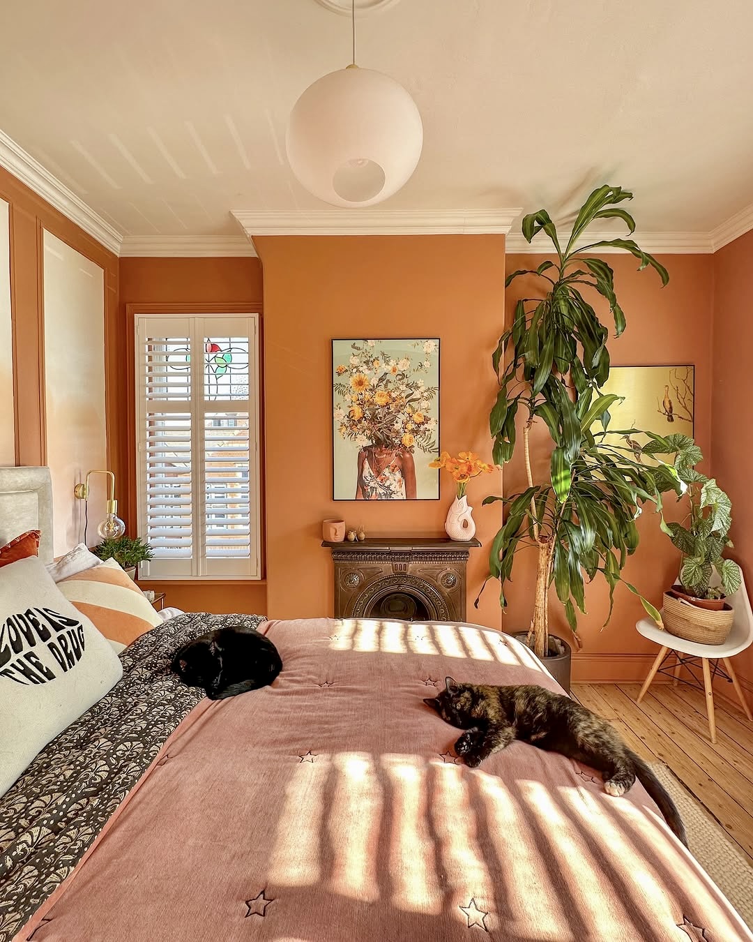 35 Bedroom Color Schemes 2025 That Are Perfect for Couples, Guests ...