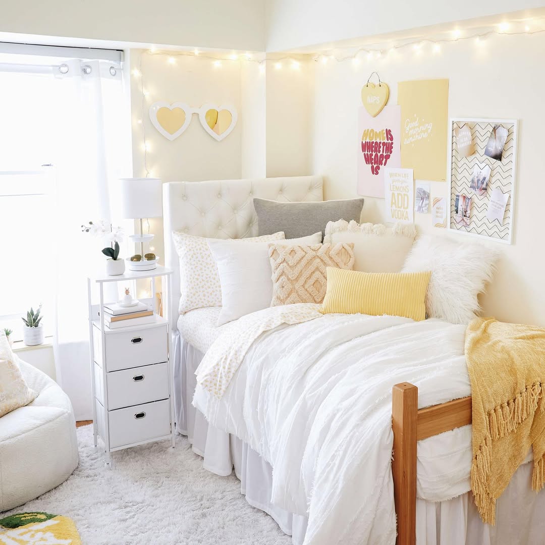 35 Dorm Room Inspiration 2025 Ideas That Redefine College Aesthetic and ...