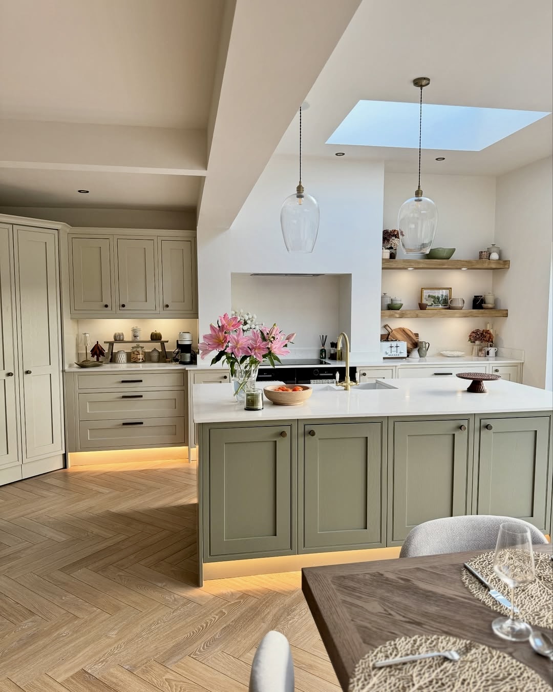 35 Kitchen Layout 2025: Top Ideas with Island, Double Galley, Small L ...