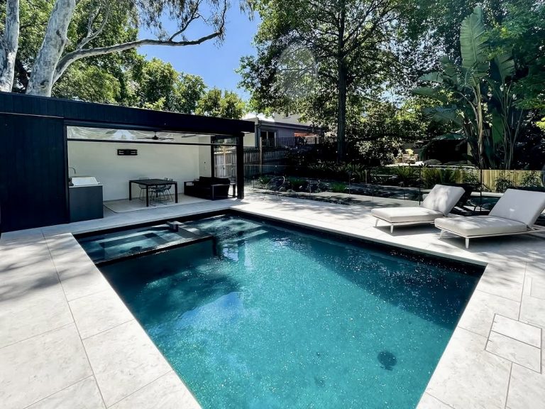 30 Pool Designs 2025 That Will Instantly Elevate Your Backyard Into a ...