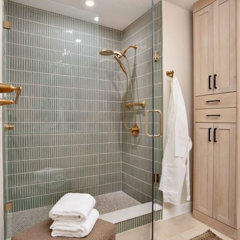 35 Walk In Shower Ideas That Will Transform Your Bathroom Into a Spa ...