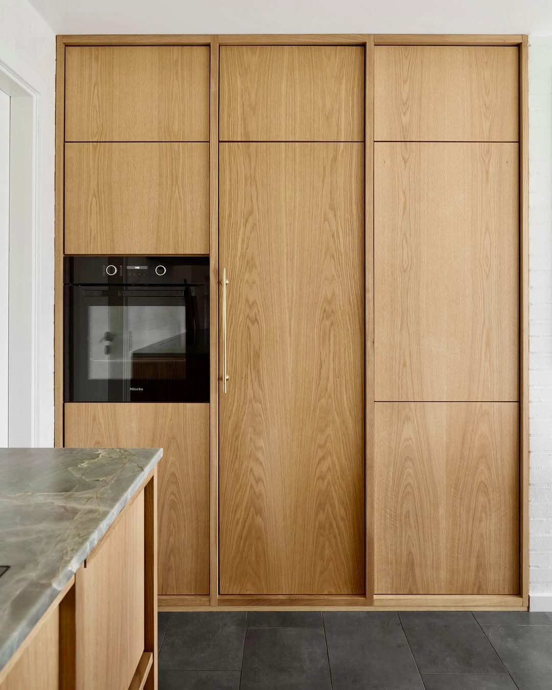 35 Oak Kitchen Ideas That Blend Timeless Wood With Modern Charm ...