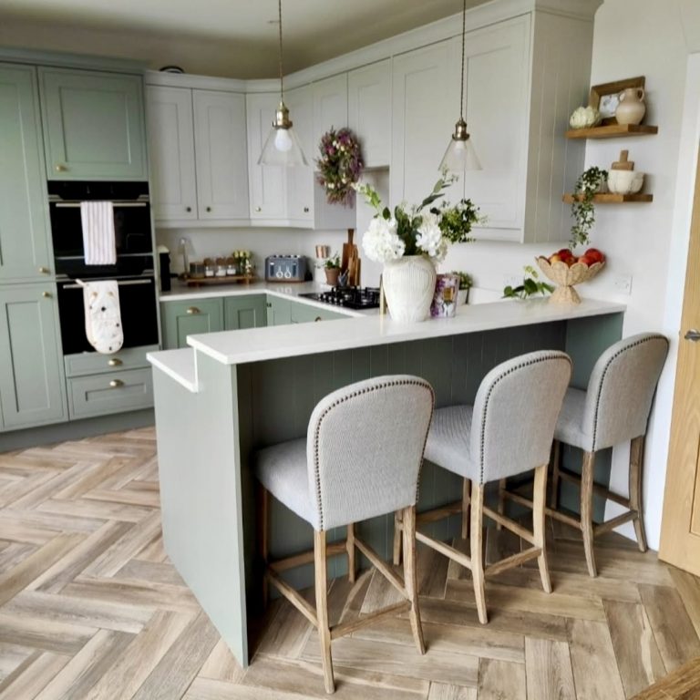 25 Kitchen Bar Ideas That Will Instantly Elevate Your Home – From Cozy ...