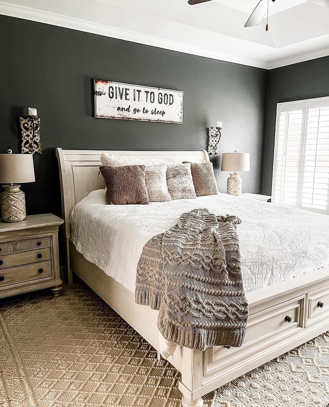 30 Rustic Bedroom Ideas 2025 That Are Cozy, Romantic, and Perfect for ...