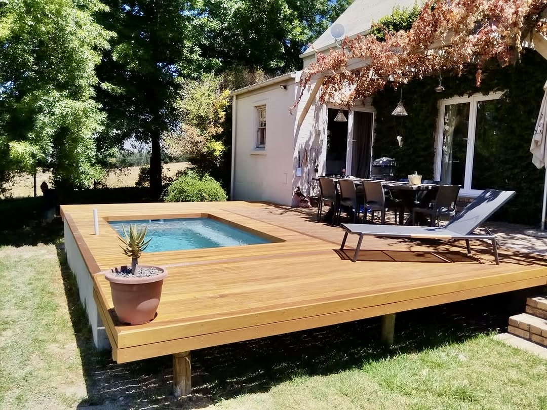 25 Pool Deck Ideas 2025 That Will Instantly Upgrade Your Backyard ...