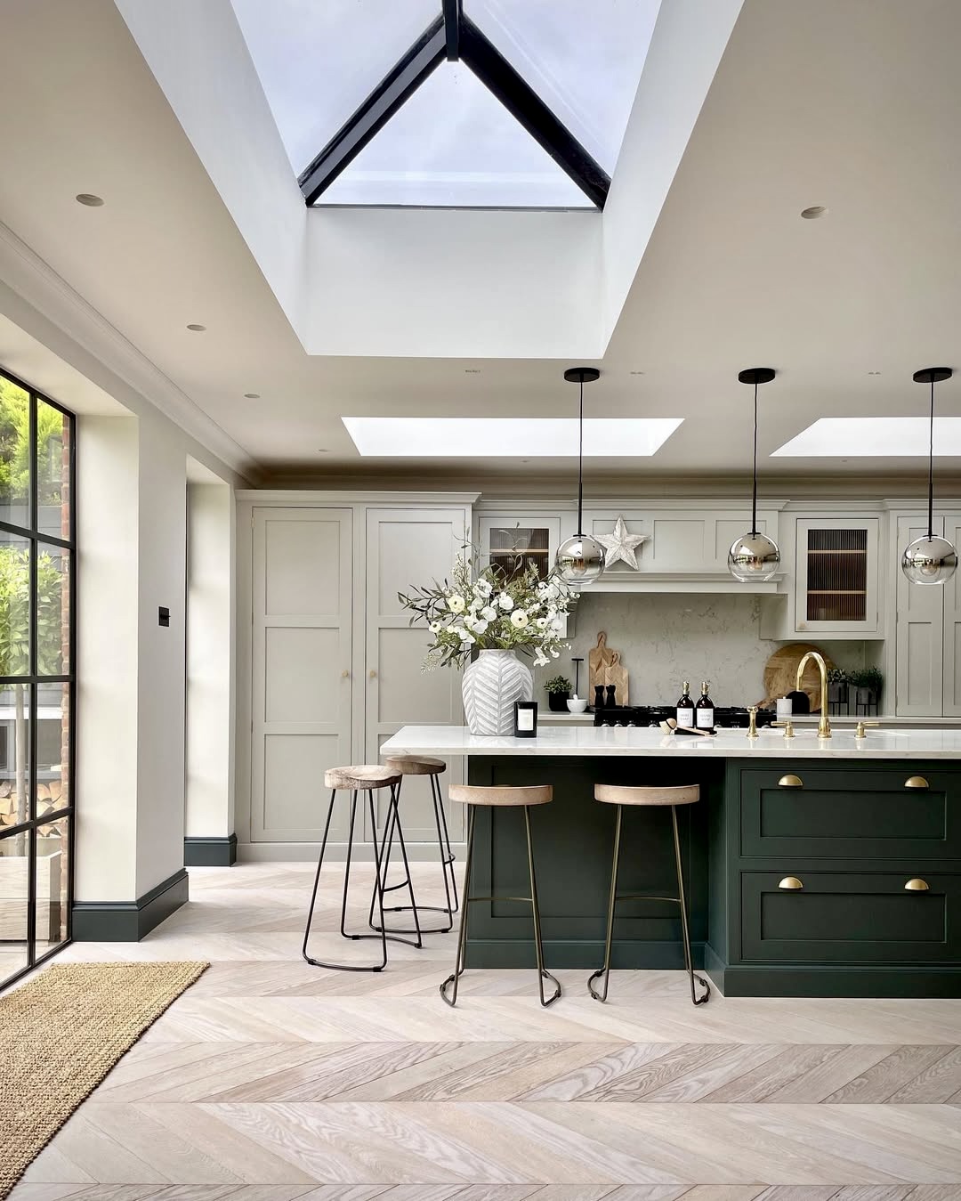 35 Kitchen Layout 2025: Top Ideas with Island, Double Galley, Small L ...