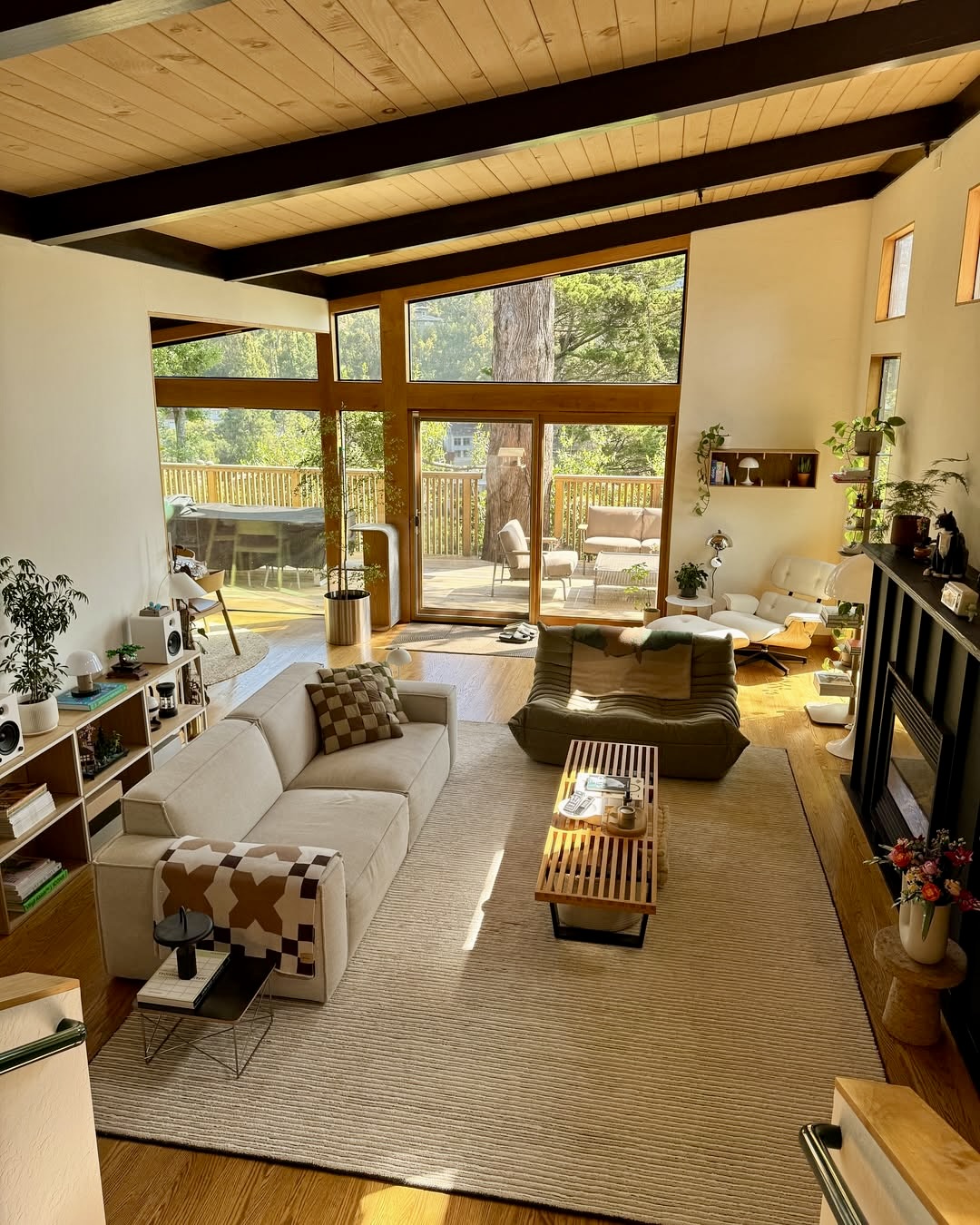 25 Mid Century Modern Living Room 2025: Stylish Layouts, Retro Vibes ...