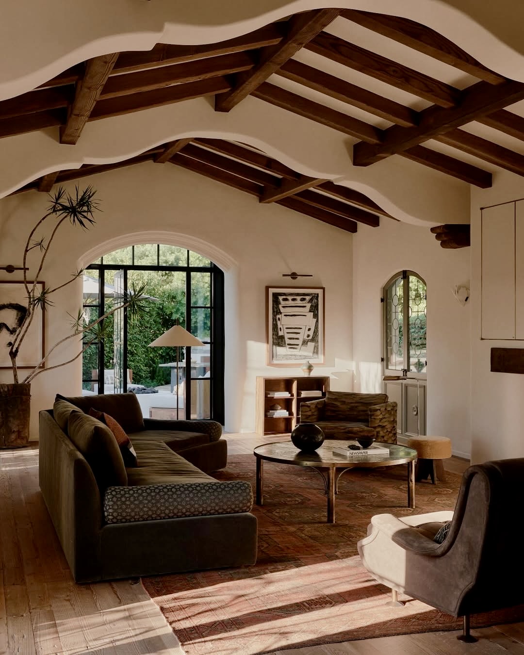 25 Earthy Living Room Ideas 2025 for a Cozy, Natural, Modern, Bohemian ...