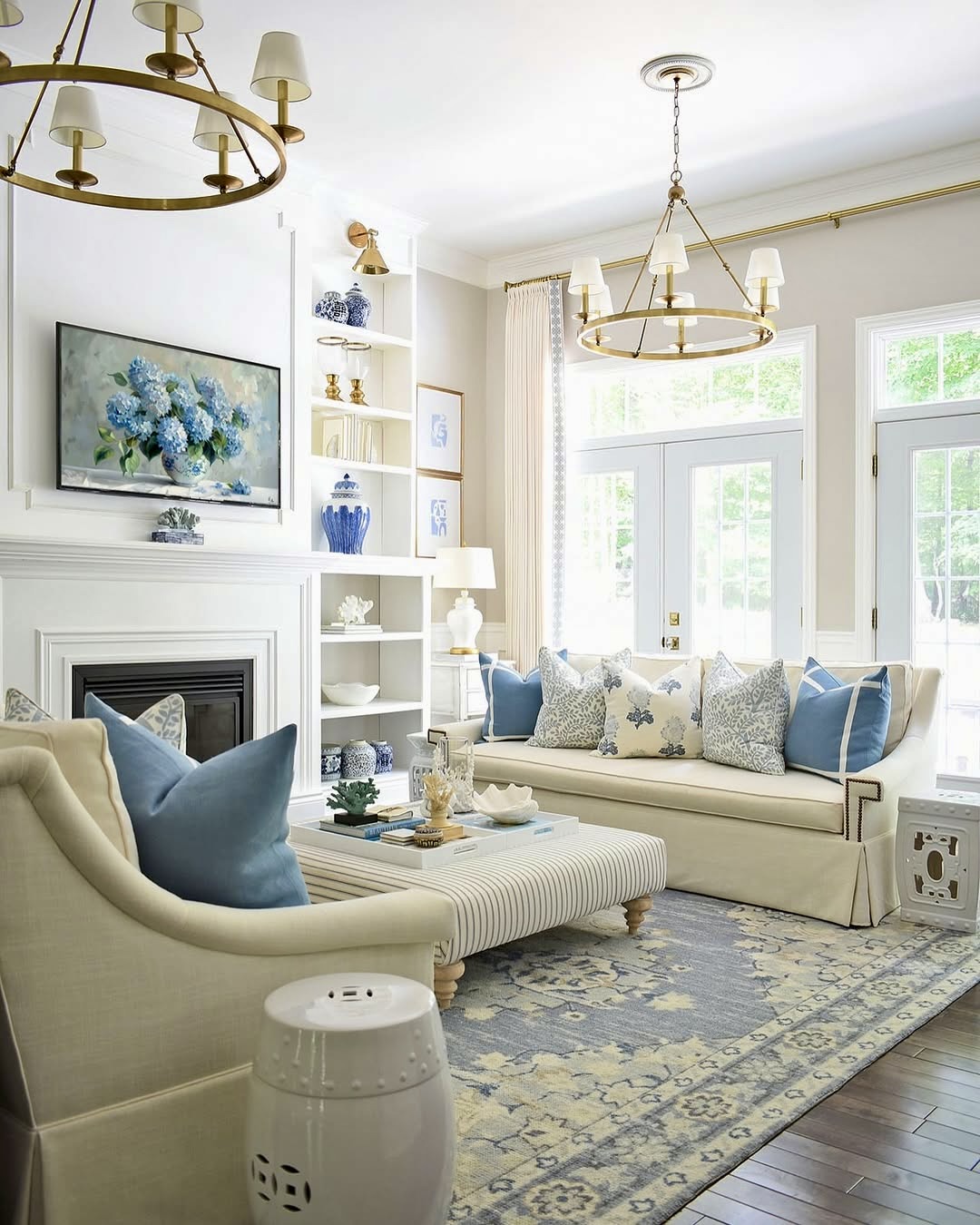 30 Living Room Color Schemes 2025 That Will Instantly Refresh Your ...