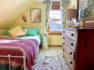 35 Yellow Bedroom Ideas 2025 That Will Brighten Your Home with Warmth ...