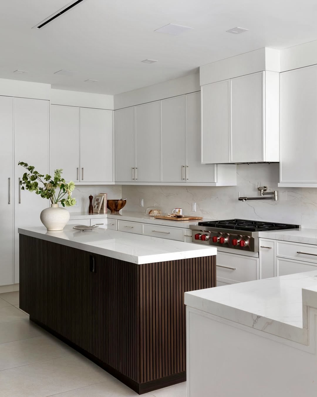 30 Transitional Kitchen Ideas 2025 That Blend Modern Elegance with ...