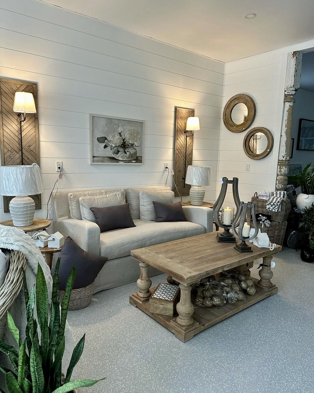 25 Long Living Room Ideas 2025 for Cozy, Modern, Narrow Rectangle ...