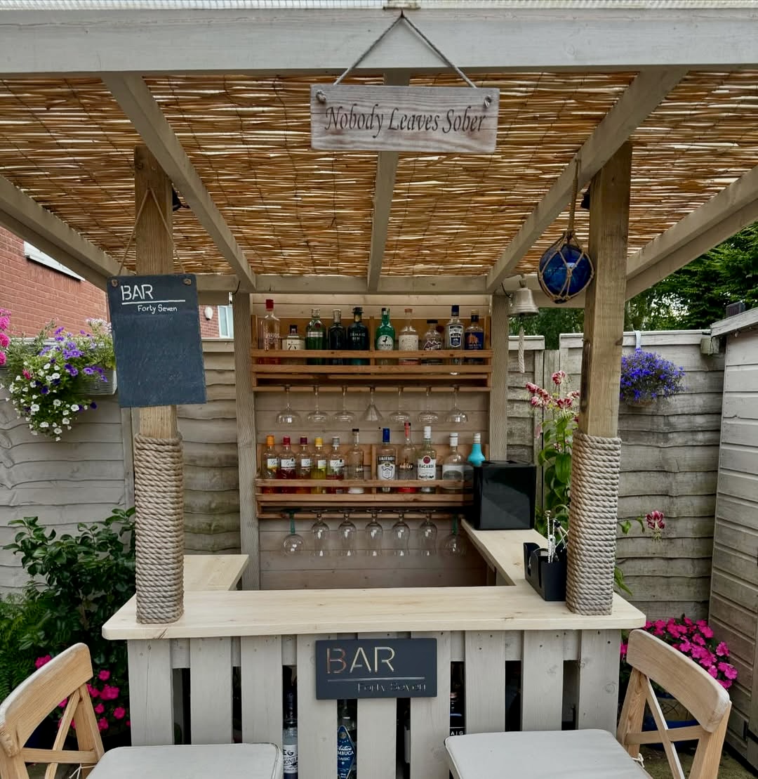 30 Backyard Bar Ideas 2025 That Will Transform Your Outdoor Space Into ...