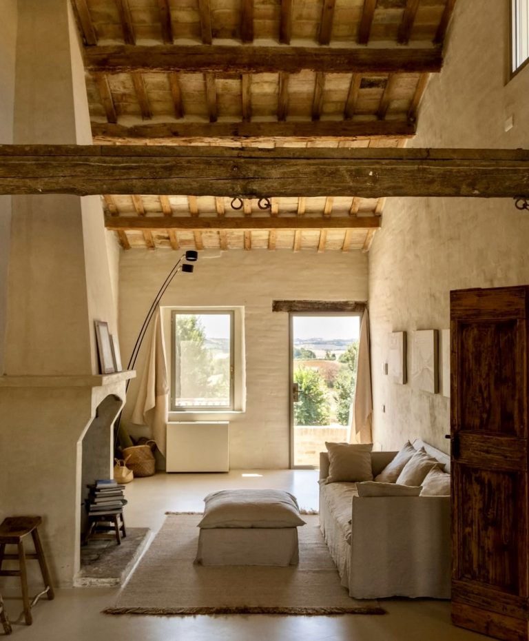 23 Small House Interior Design Ideas That Prove Cozy, Stylish, and ...