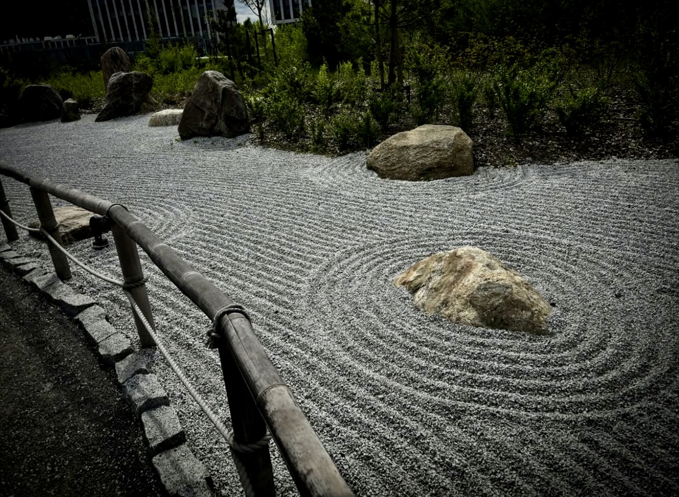 30 Zen Garden Ideas to Transform Your Backyard Into a Peaceful Japanese ...