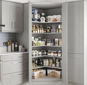 25 Corner Pantry Ideas That Will Instantly Upgrade Your Kitchen Storage ...