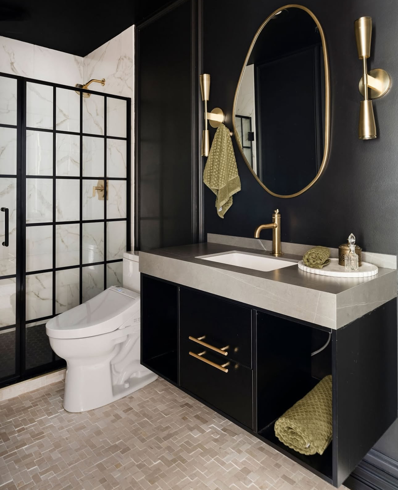 30 Dark Moody Bathroom Ideas That Bring Drama, Luxury, and Timeless ...
