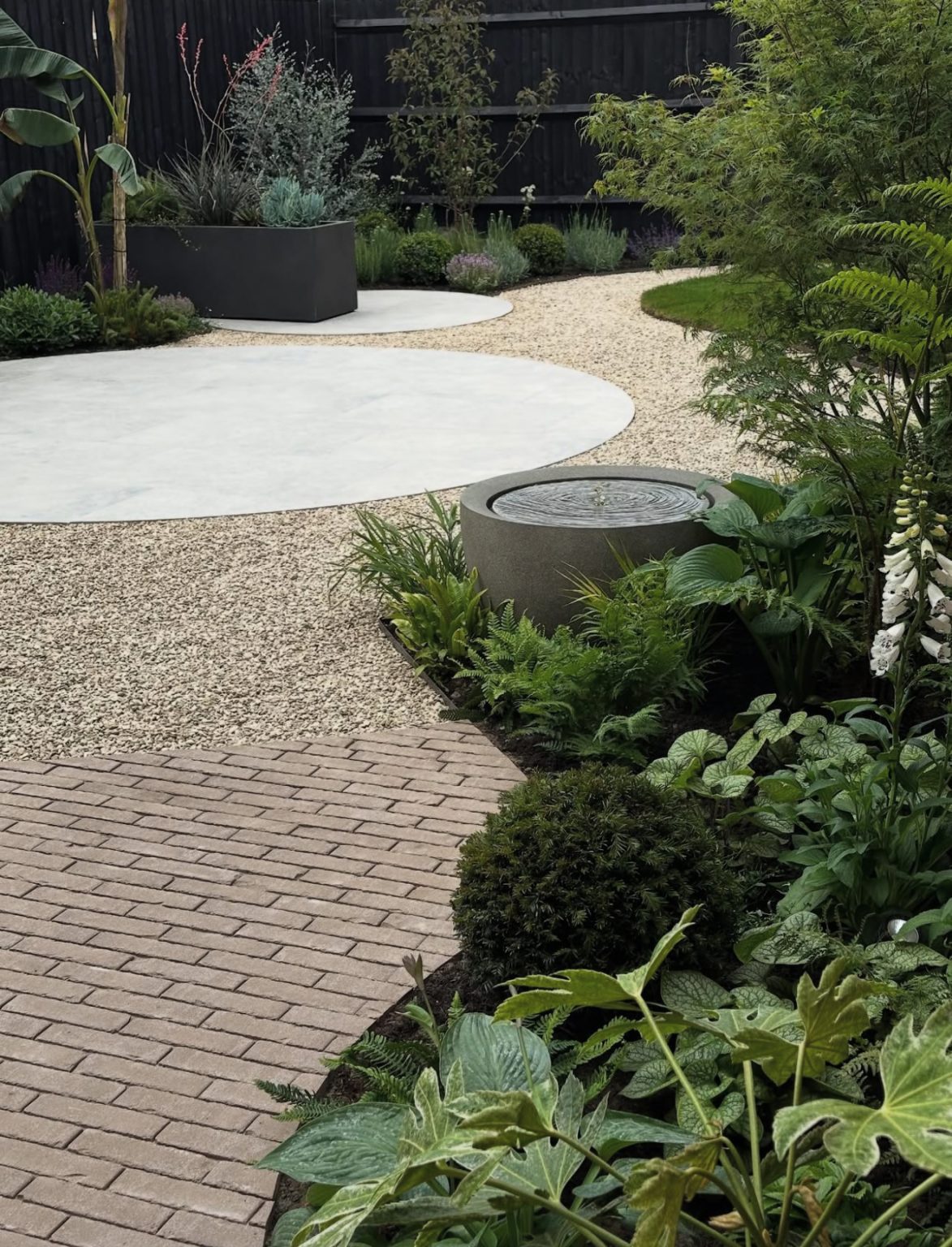 30 Backyard Landscaping Designs for Small Yards, Pools, Sloped Spaces ...