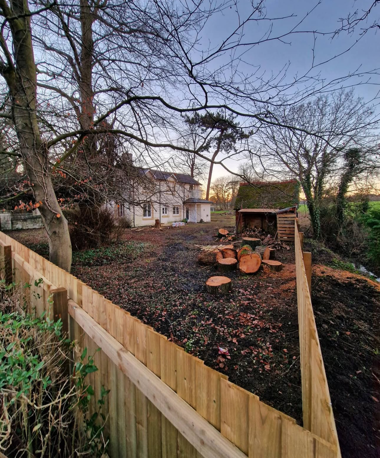 30 Garden Wood Fence Ideas That Transform Your Backyard into a Stylish ...
