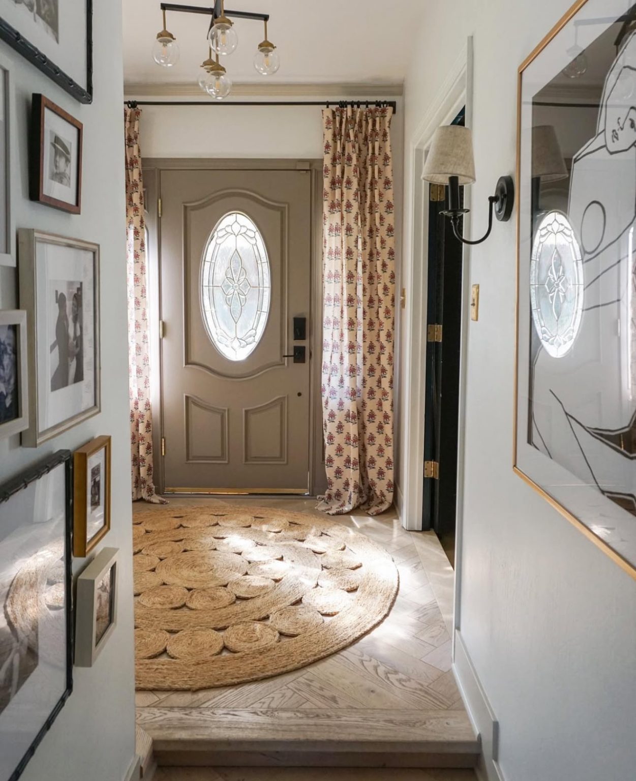 35 Front Door Entryway Ideas That Will Instantly Elevate Your Home’s ...