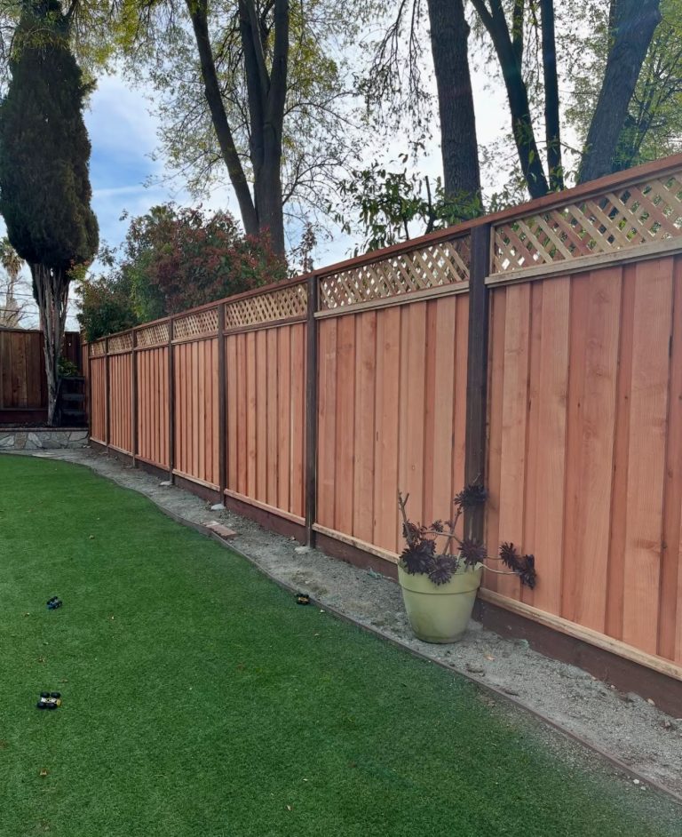 30 Privacy Fence Ideas That Blend Style, Security and Budget-Friendly ...