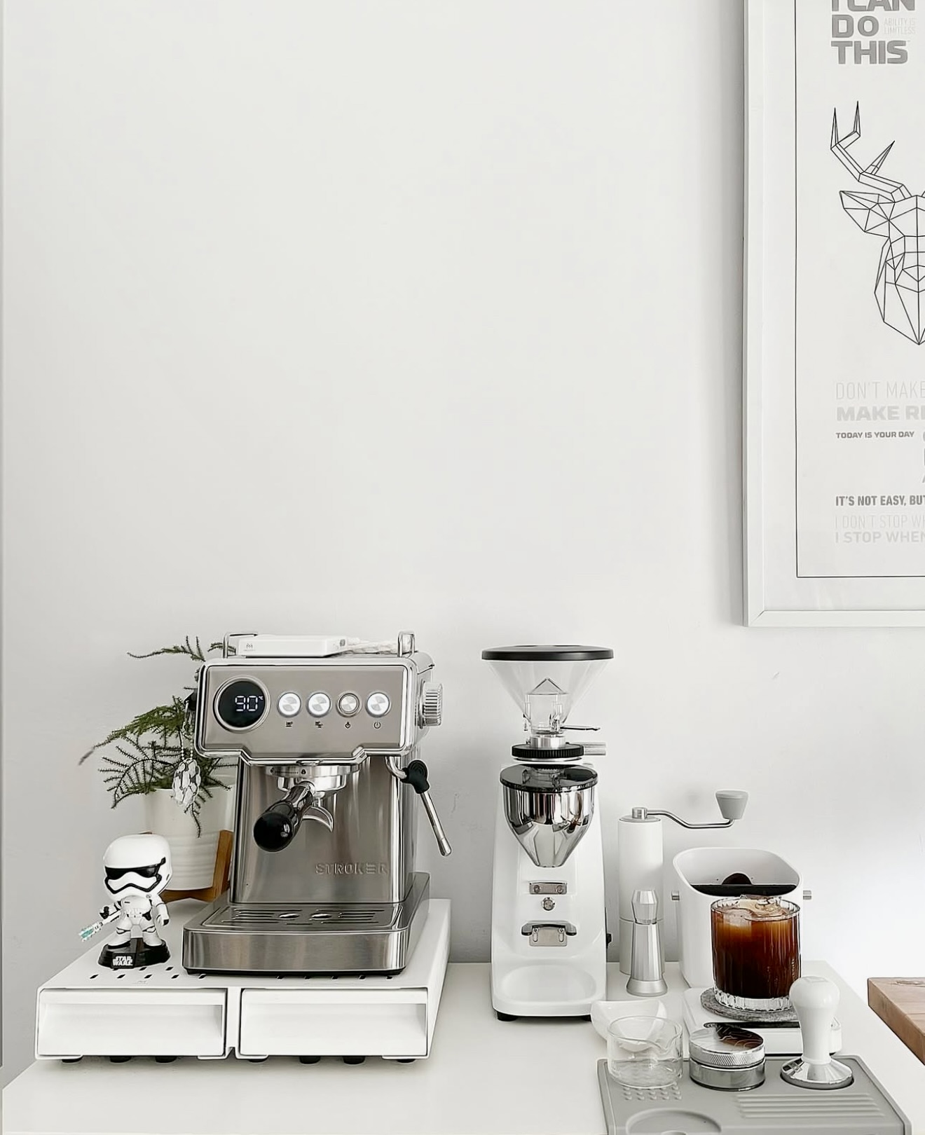 35 Home Coffee Bar Ideas That Will Turn Your Kitchen Corner into a Café ...