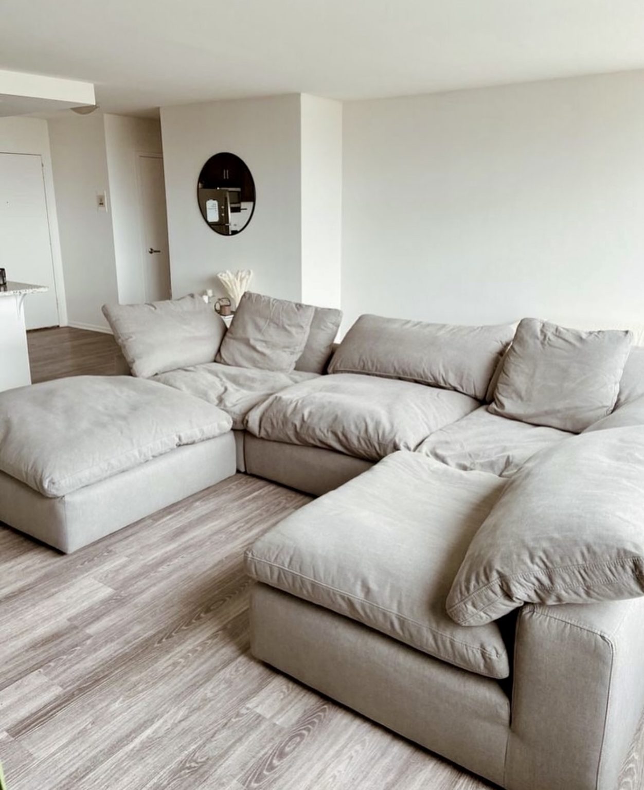 25 Sofa Ideas For Small Spaces That Maximize Style, Comfort, and ...