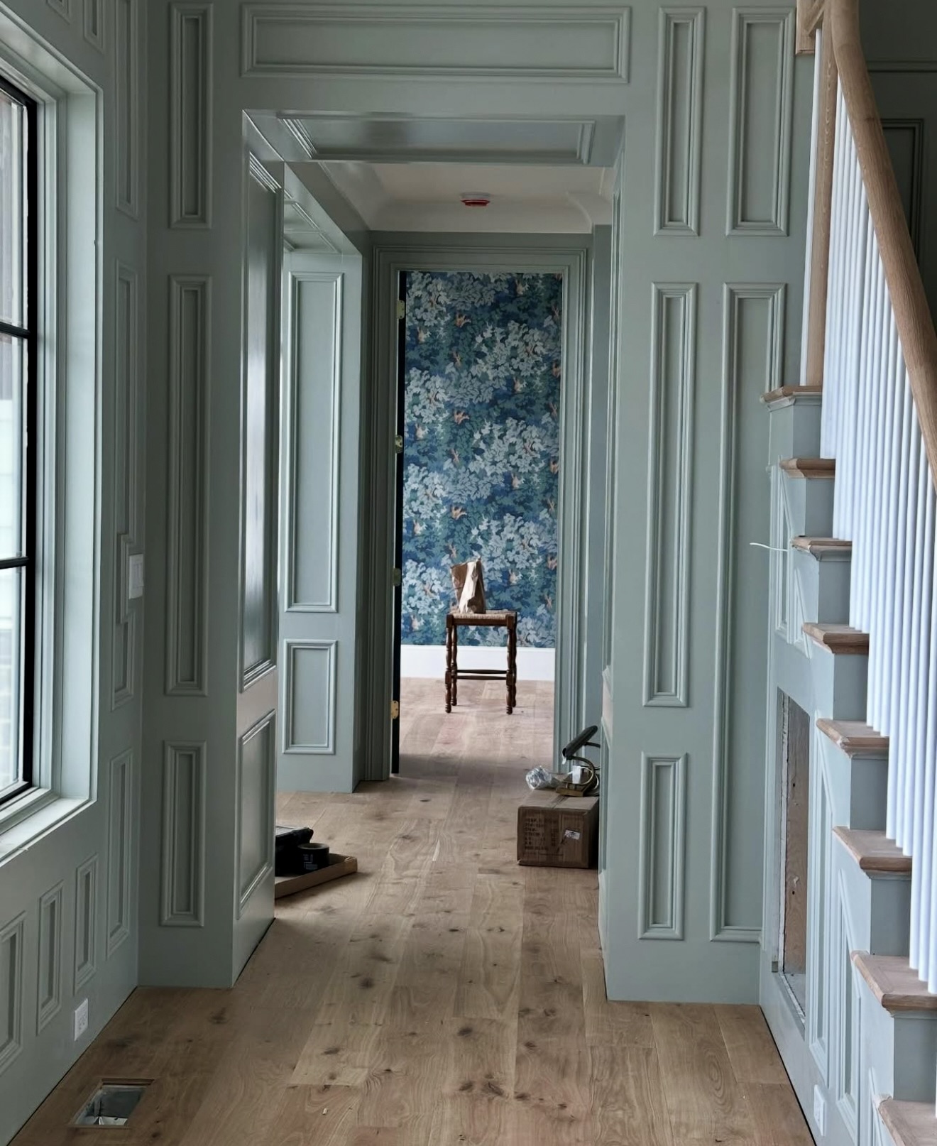 30 Hallway Paint Colors That Will Instantly Transform Your Home in 2025 ...