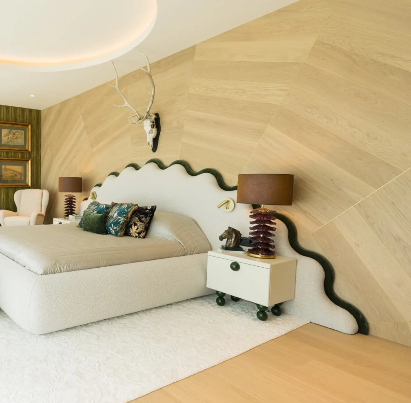 35 Grown Woman Bedroom Ideas That Blend Elegance, Comfort, and Personal ...