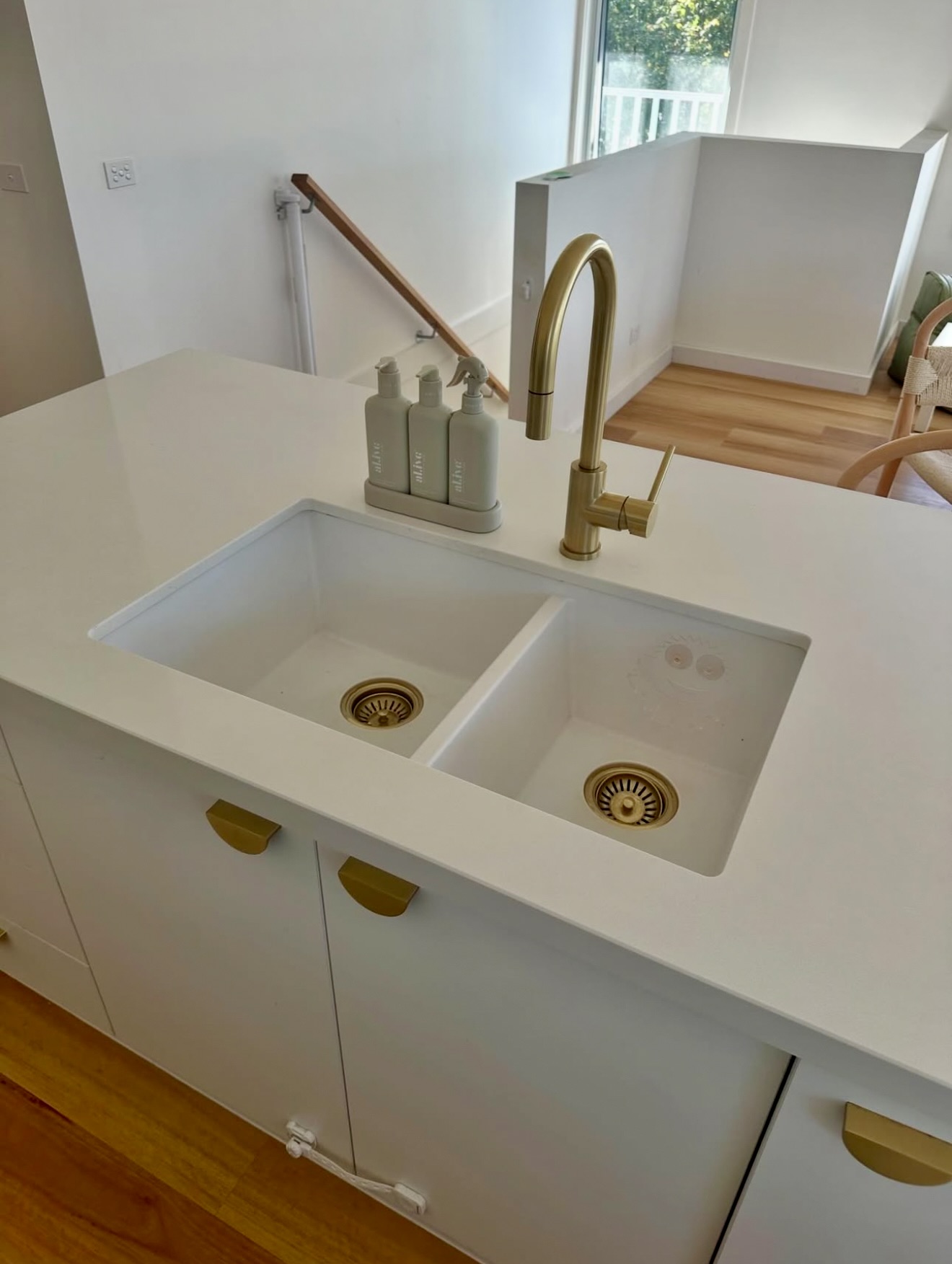 30 Kitchen Sink Ideas That Will Instantly Elevate Your Home — From ...