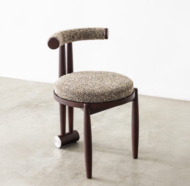 35 Arm Chair Ideas for Stylish and Comfortable Living Room Inspiration ...