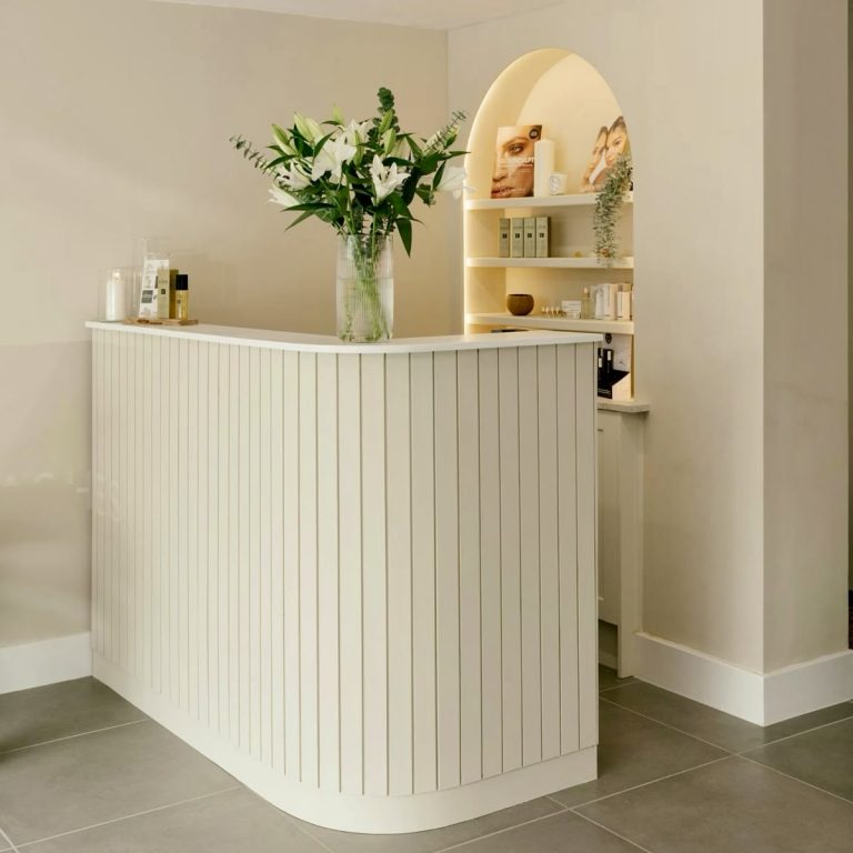 30 Front Desk Design Ideas to Elevate Your Reception Aesthetic in 2025 ...