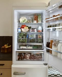 25 FRIDGE ORGANIZATION ideas for aesthetic, budget-friendly, and smart ...