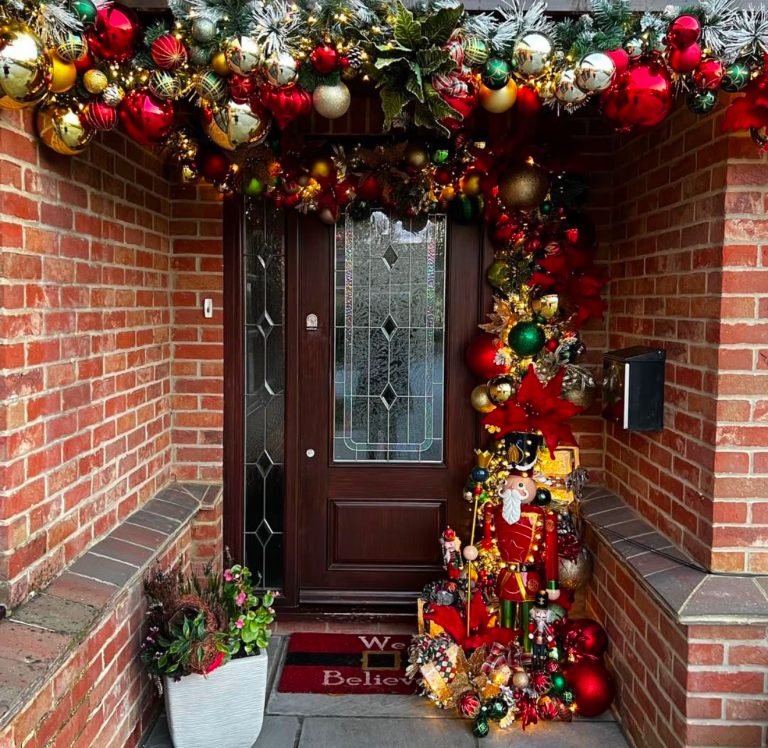 30 Christmas Decor Ideas Outdoor to Transform Your Yard into a Winter ...
