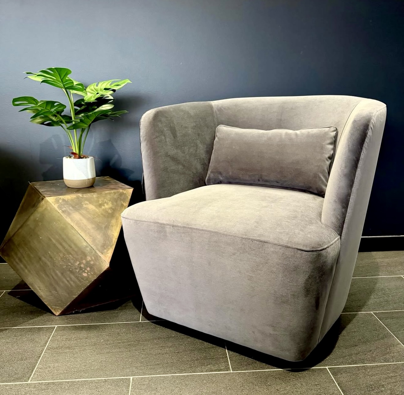 35 Swivel Chair Ideas to Elevate Your Living Space with Comfort and ...