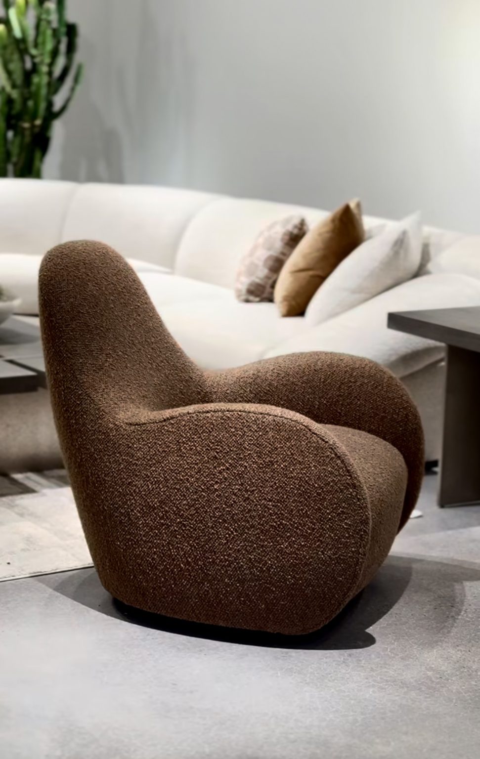 35 Swivel Chair Ideas to Elevate Your Living Space with Comfort and ...