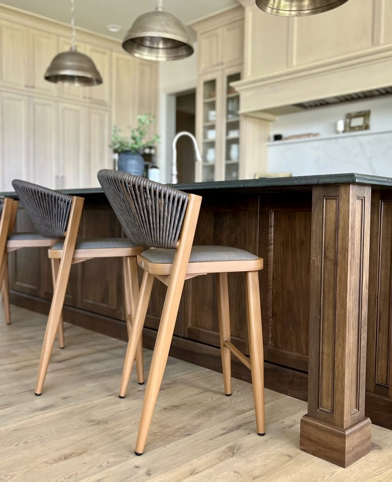 35 Kitchen Chairs Ideas to Elevate Your Dining Space with Style and ...