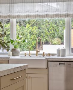 30 Kitchen Sink Ideas That Will Instantly Elevate Your Home — From ...