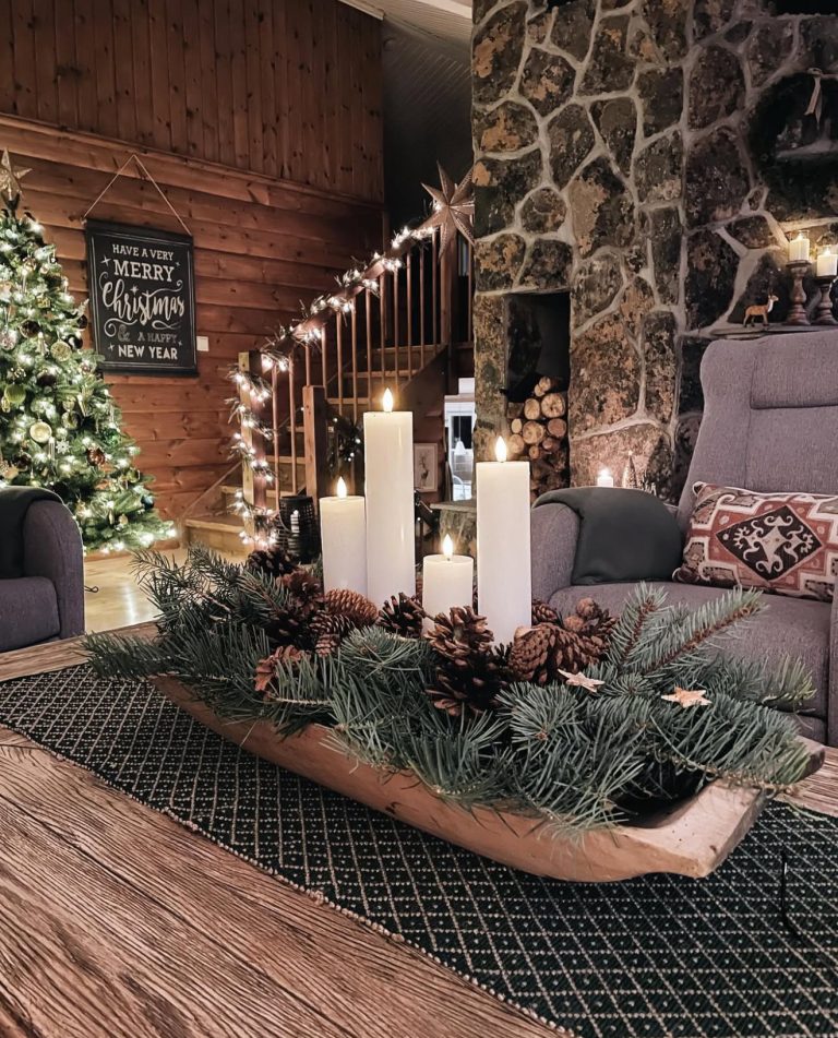 35 Rustic Christmas Decor Ideas to Create a Cozy Farmhouse Holiday ...