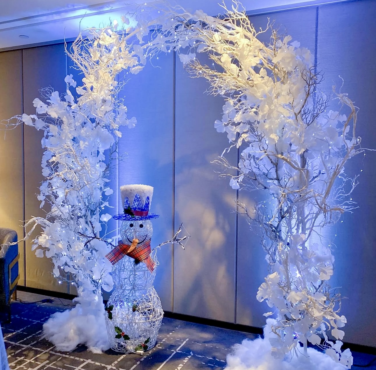 25 Winter Wonderland Decorations to Transform Your Home, Office, or ...
