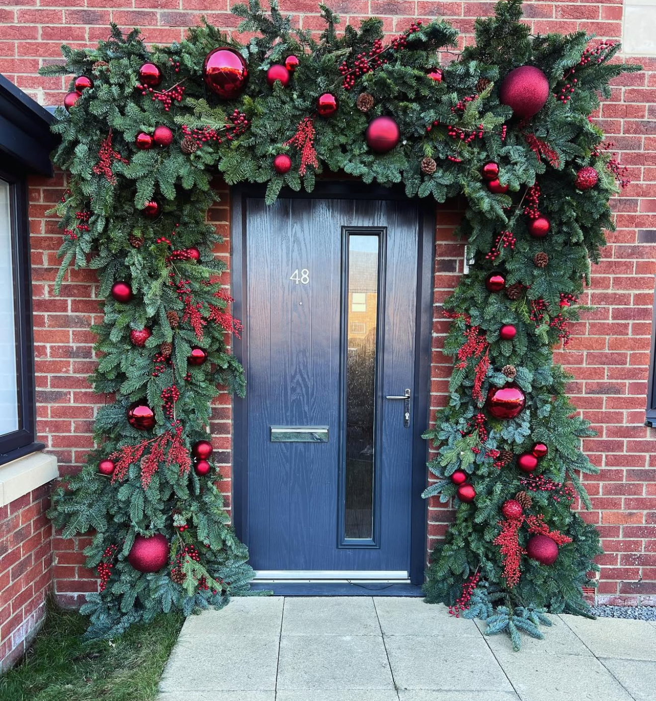 35 Christmas Door Decorations to Inspire Your Festive Home, School, and ...