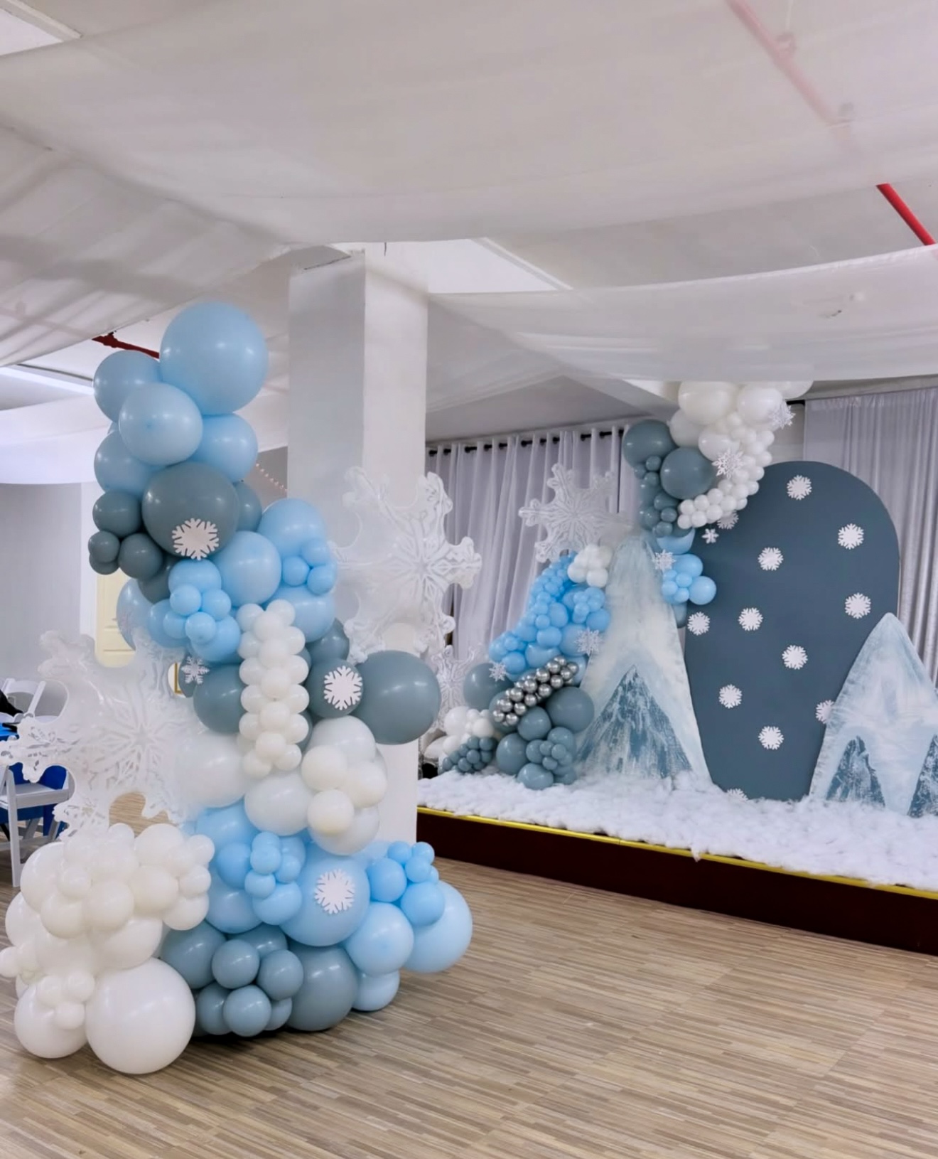 25 Winter Wonderland Decorations to Transform Your Home, Office, or ...