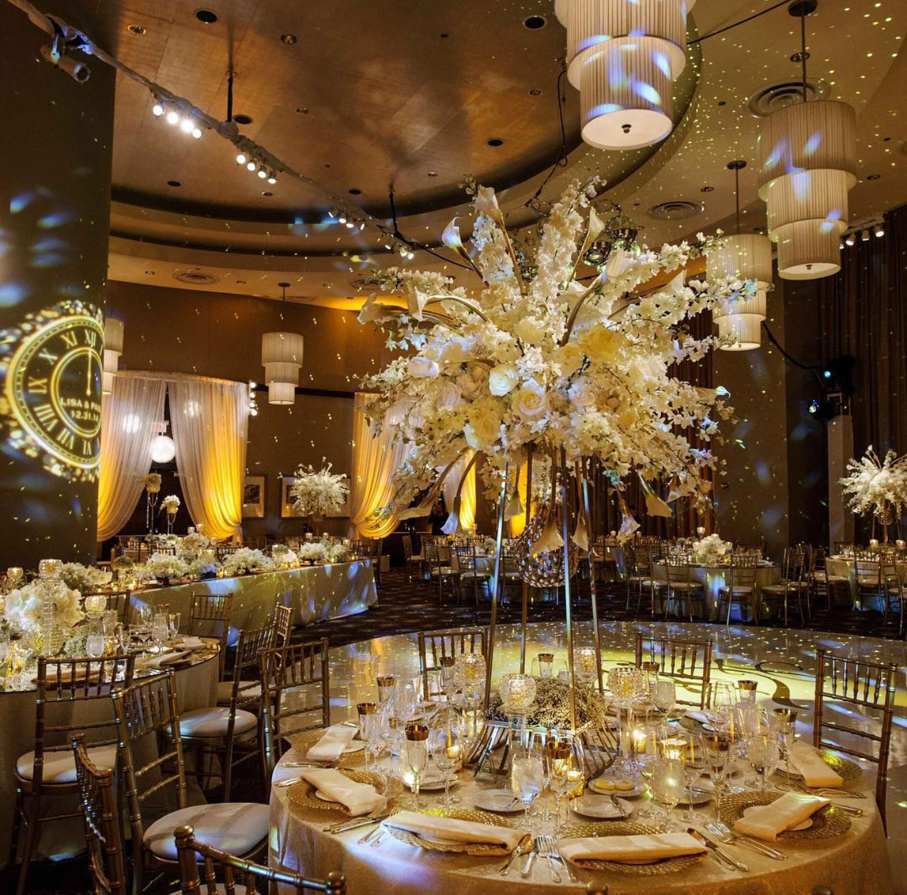 30 New Year’s Eve Wedding Ideas: Sparkling Decorations, Table Decor and ...