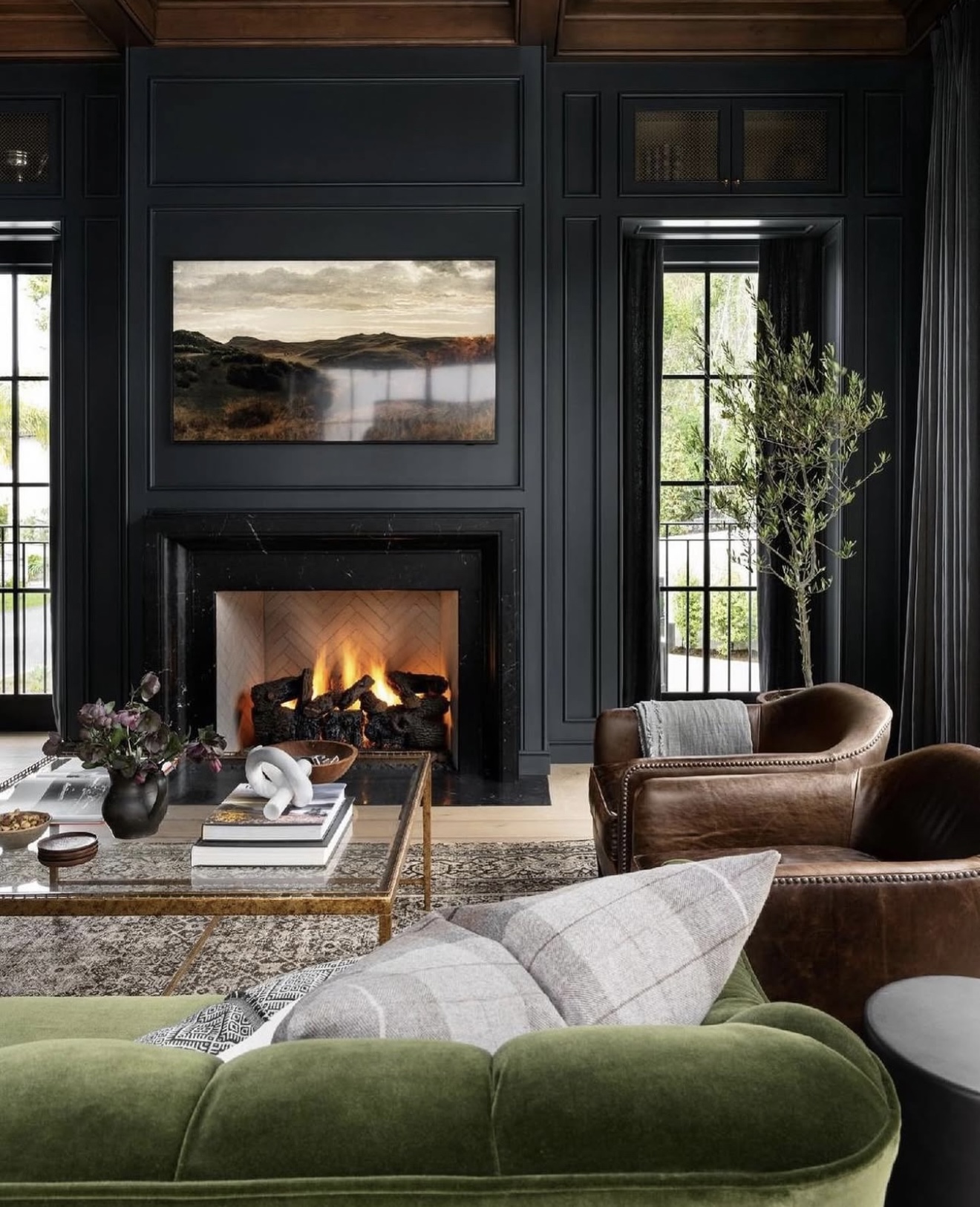 35 Moody Living Room 2026 Ideas: Cozy, Dark, and Stylish Decor ...
