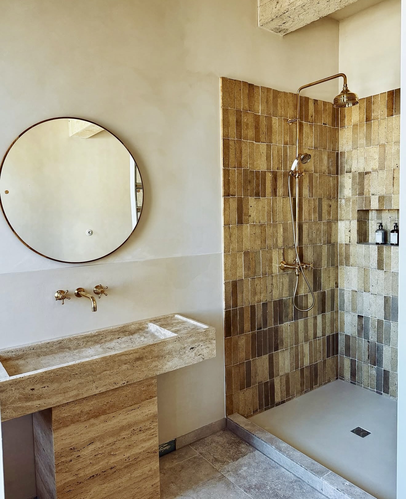 35 Shower Tile Ideas 2026 for Timeless, Modern, and Luxury Bathroom ...