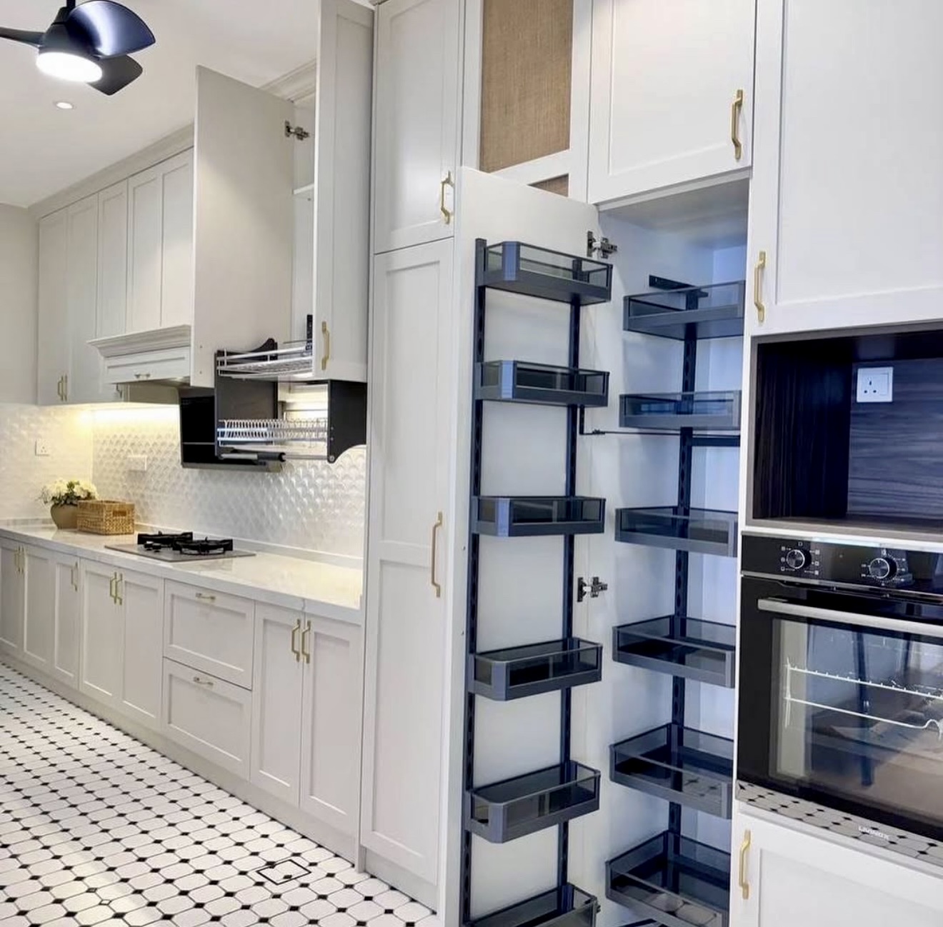 30 Pantry Cabinet 2026 Ideas for Stylish Kitchen Organization and Smart ...