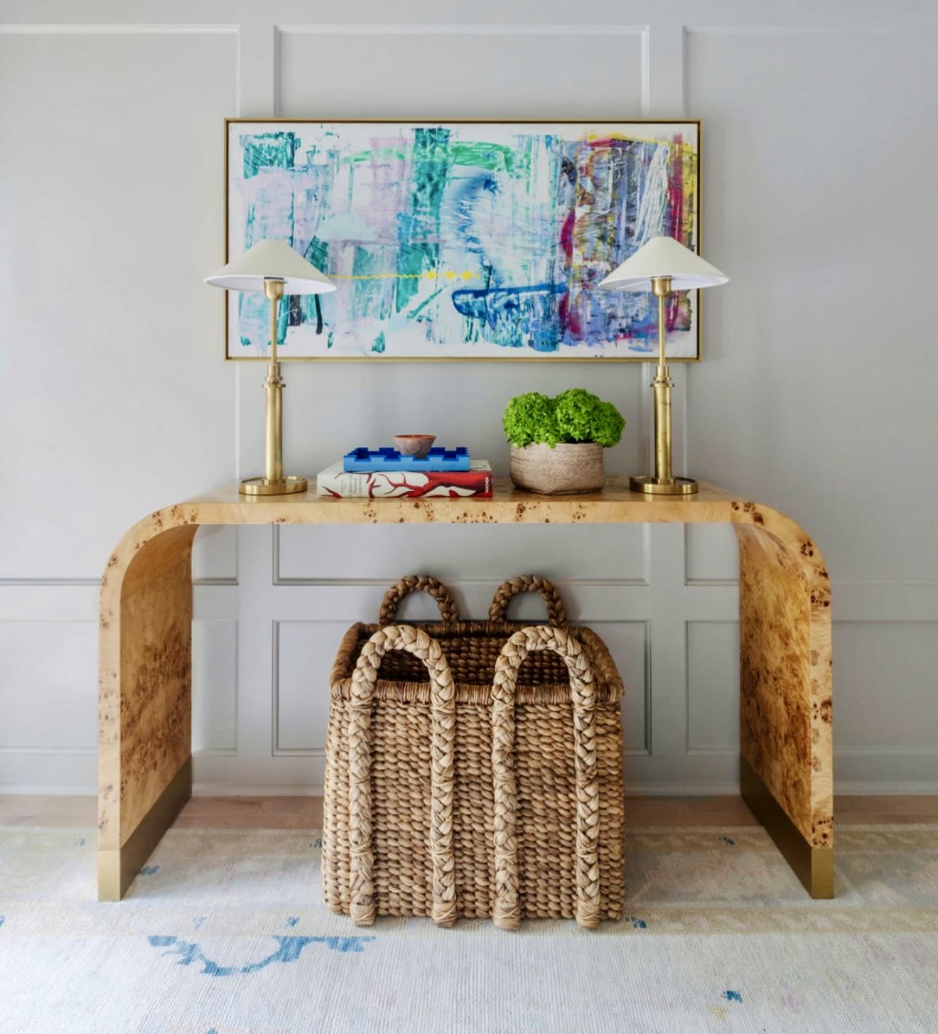30 Entry Table Decor 2026 Ideas for Modern, Farmhouse, and Seasonal ...