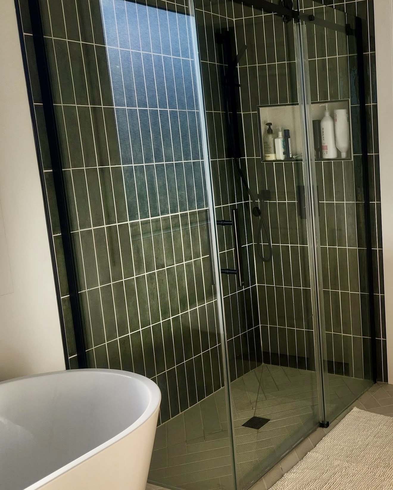 35 Shower Tile Ideas 2026 for Timeless, Modern, and Luxury Bathroom ...