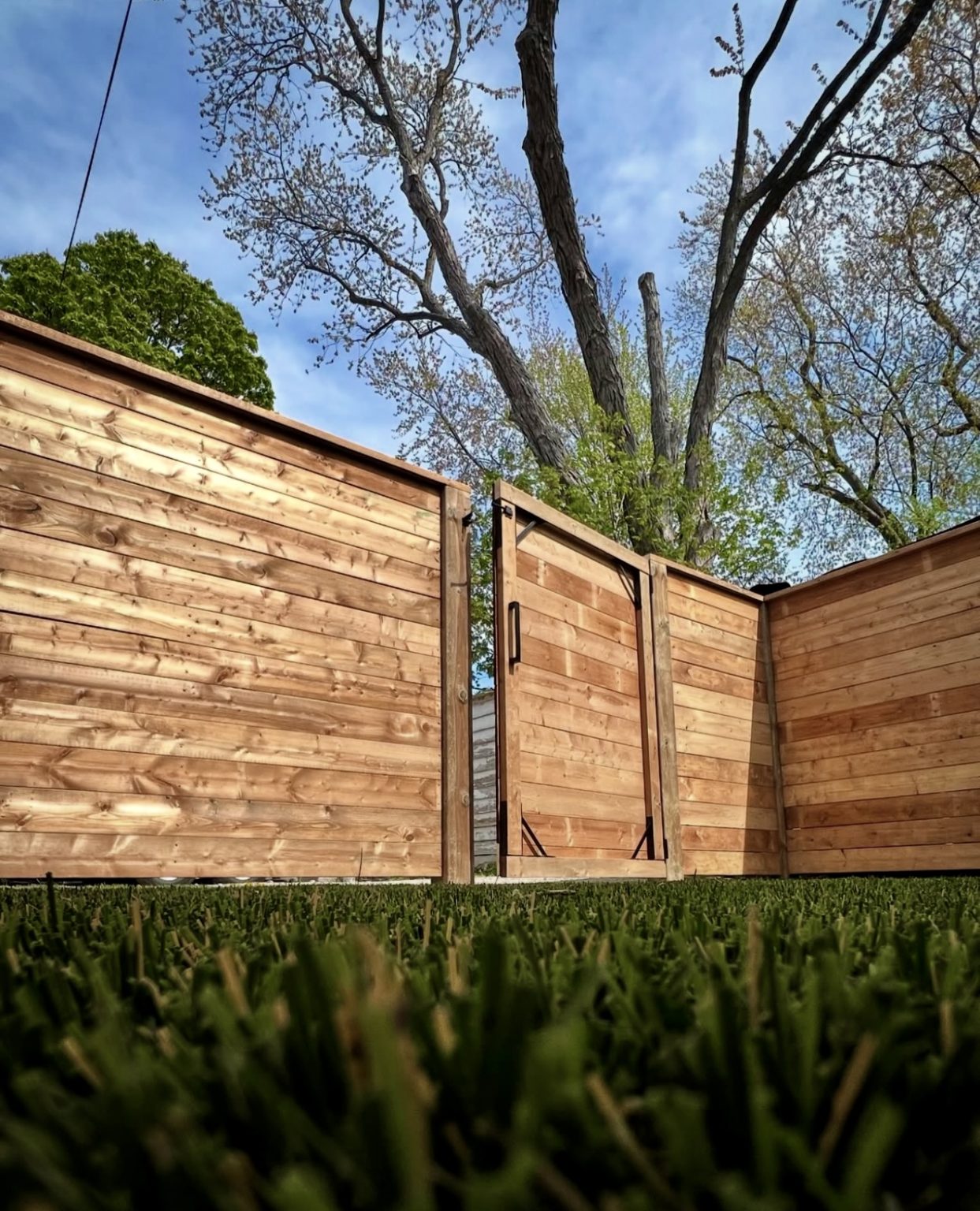 30 Privacy Fence Ideas for 2026: Stylish, Modern, and Budget-Friendly ...